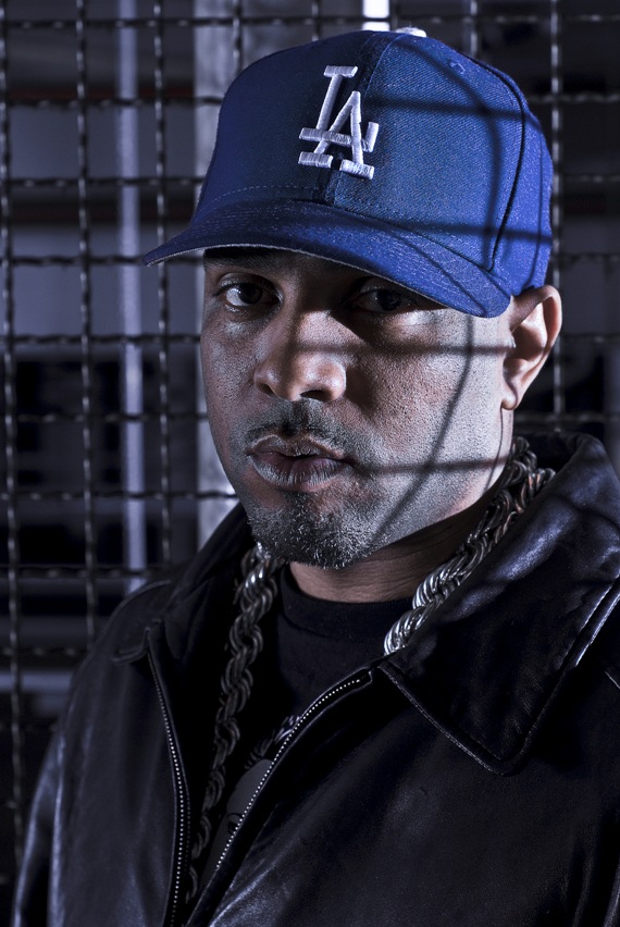 J-Ro – Bodyguard - Blackout Hip Hop