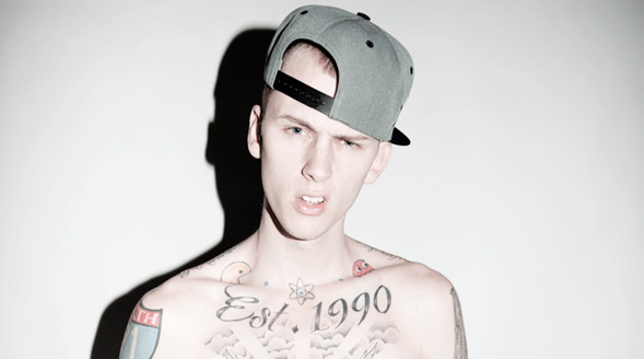 Machine Gun Kelly – Started From The Bottom (Freestyle) - Blackout Hip Hop