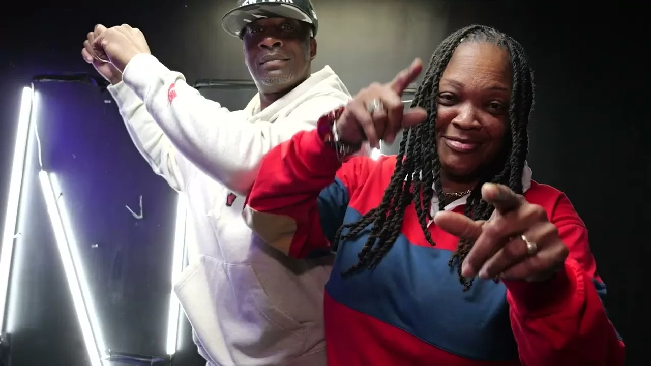 Terror Van Poo & Bernadette Price – Chaos - Blackout Hip Hop